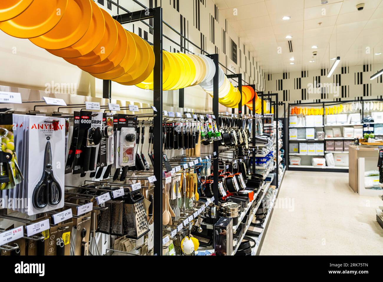 Waitrose interior hi-res stock photography and images - Alamy