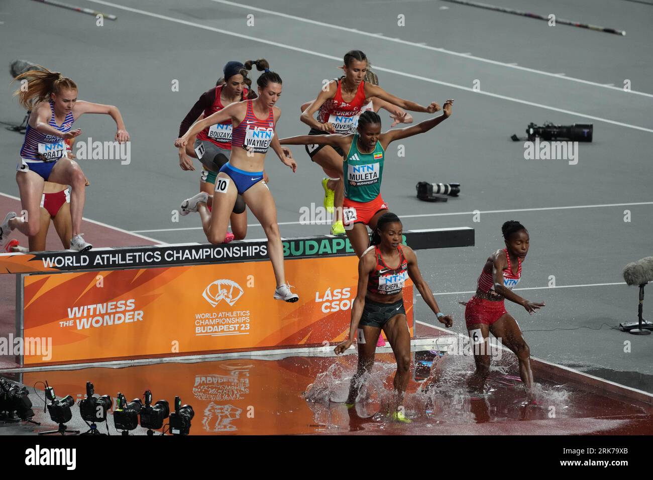 Courtney wayment budapest 2023 hi-res stock photography and images - Alamy