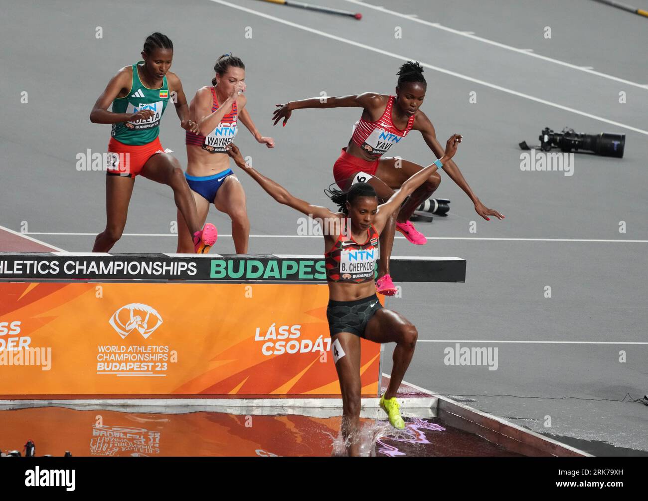 Courtney wayment hi-res stock photography and images - Alamy