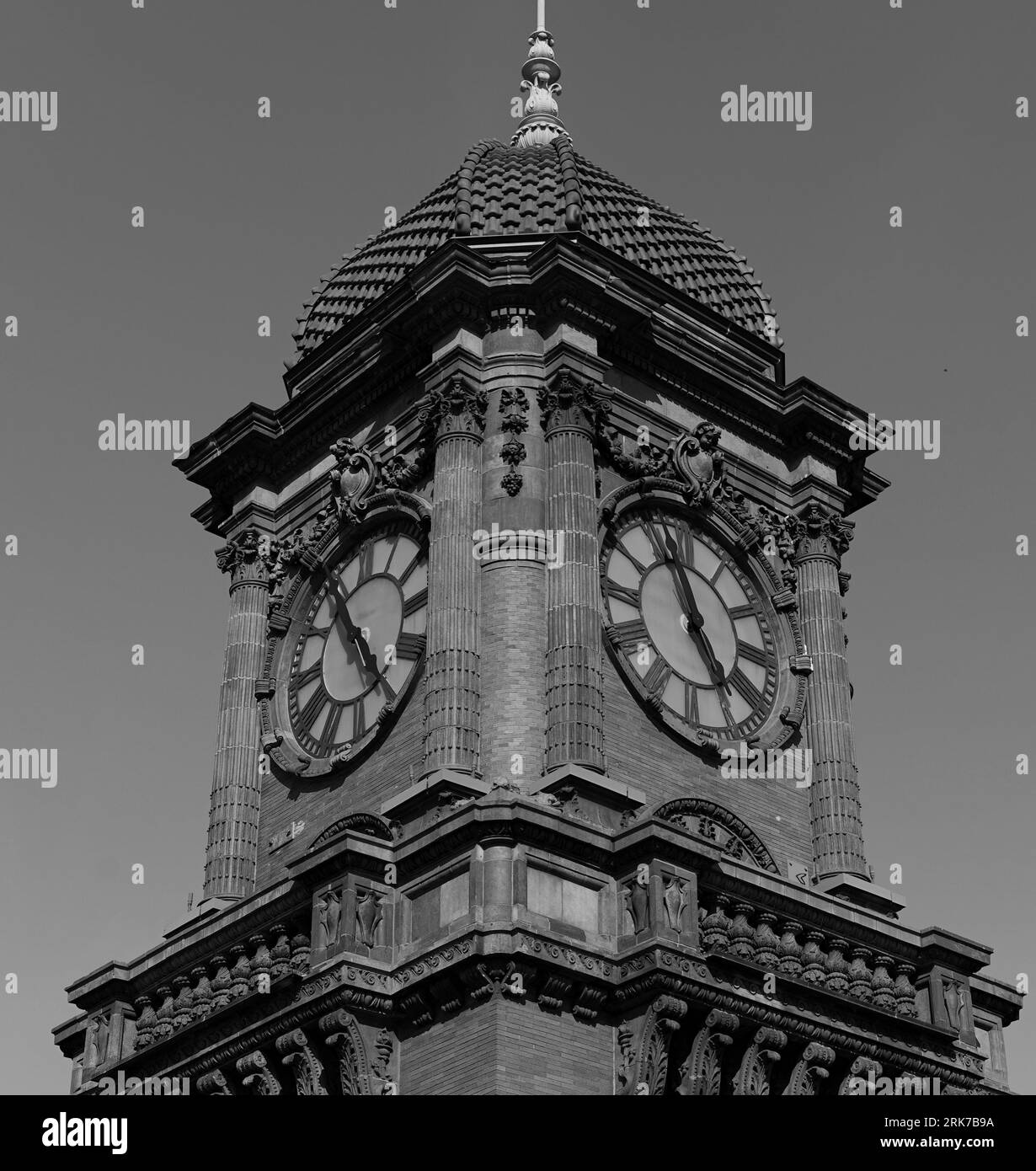 Tall clock tower featuring clocks hi-res stock photography and images ...