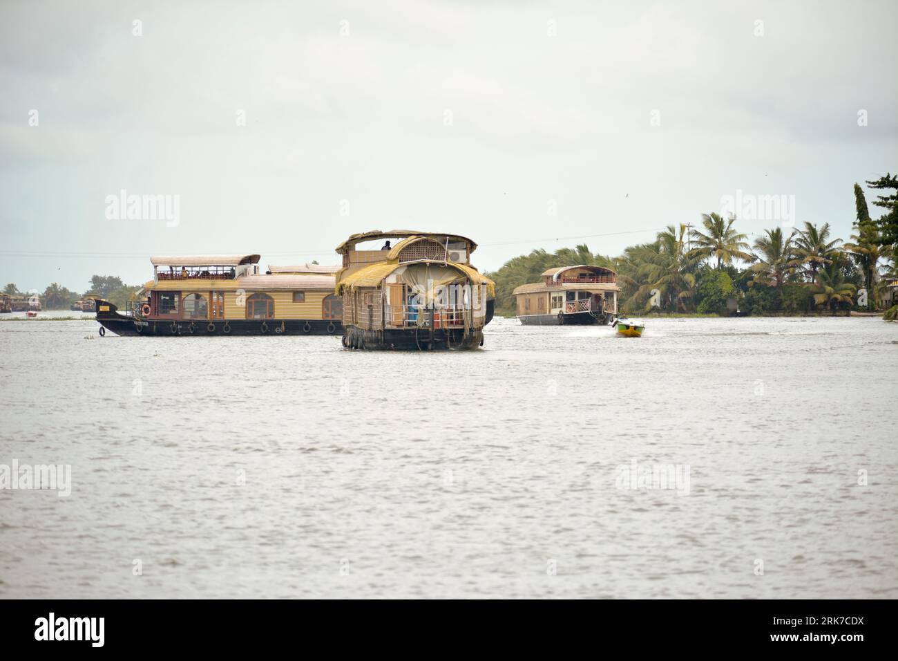 Alleppey House boats floating in kerala lake Stock Photo - Alamy