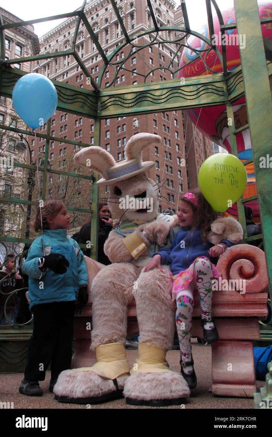 Rabits cartoon hi-res stock photography and images - Alamy