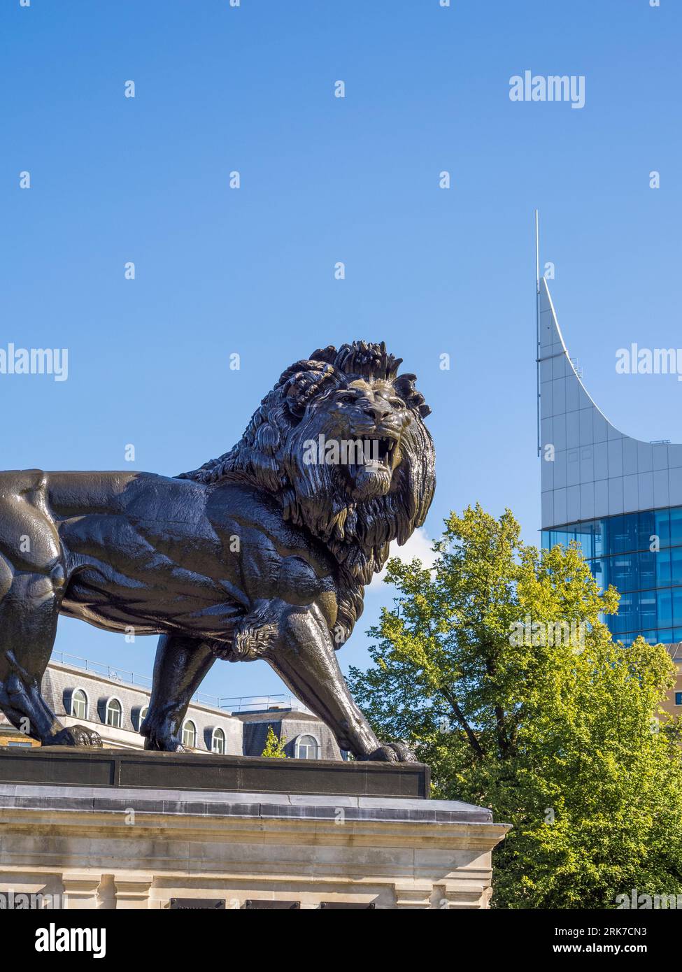 Maiwand lion landmark hi-res stock photography and images - Alamy