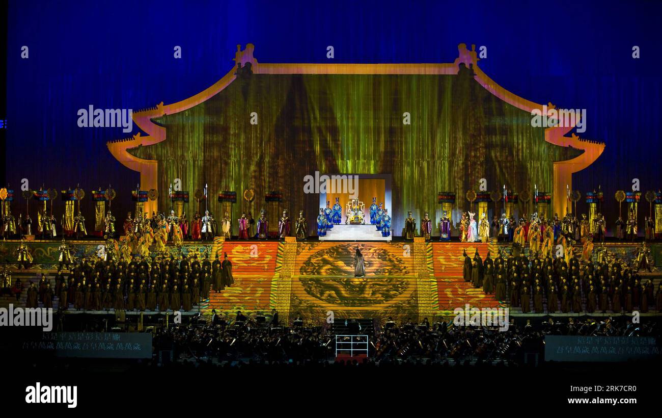 Turandot zhang hi-res stock photography and images - Alamy