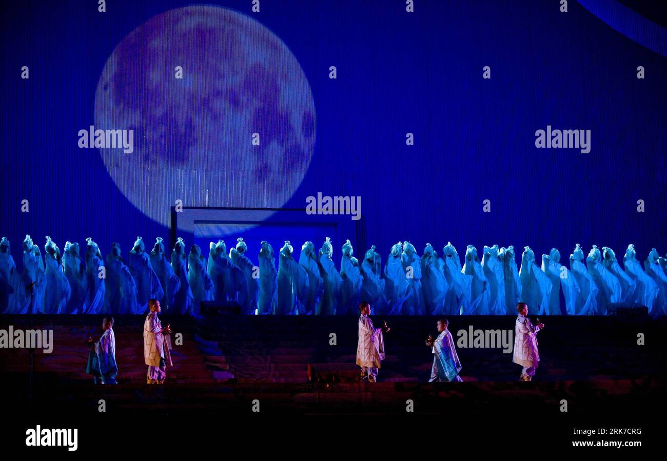 Turandot zhang hi-res stock photography and images - Alamy