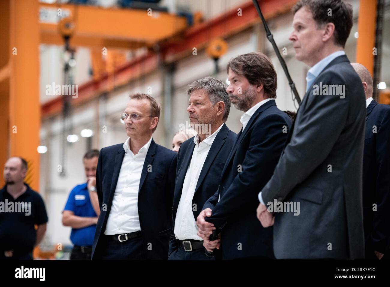 Voerde, Germany. 24th Aug, 2023. Andreas Evertz (l-r), CEO of the ...
