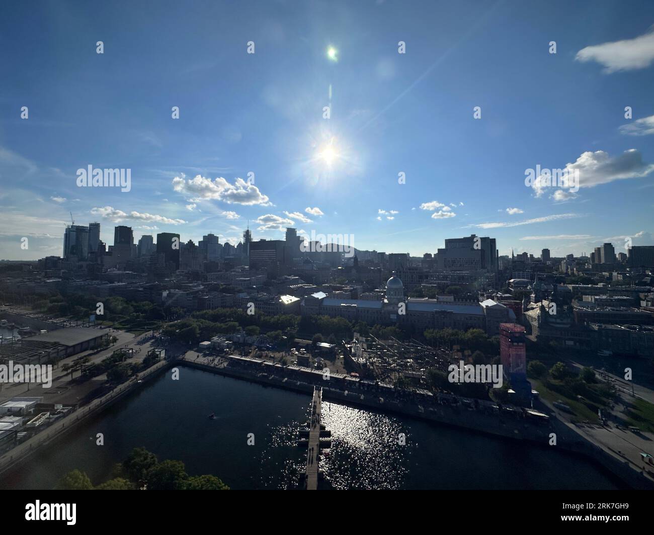 Promenade du vieux port old montreal hi-res stock photography and ...