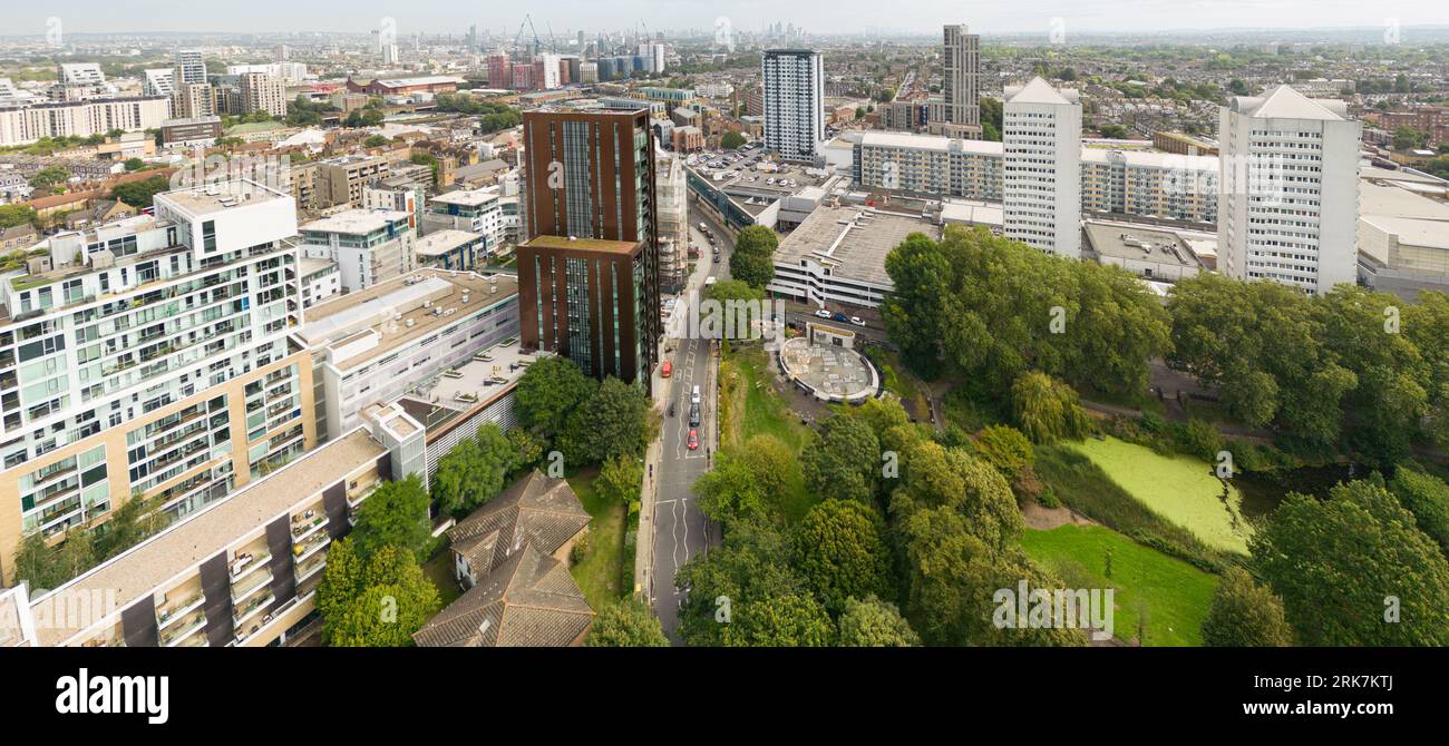 Real y bella hi-res stock photography and images - Alamy