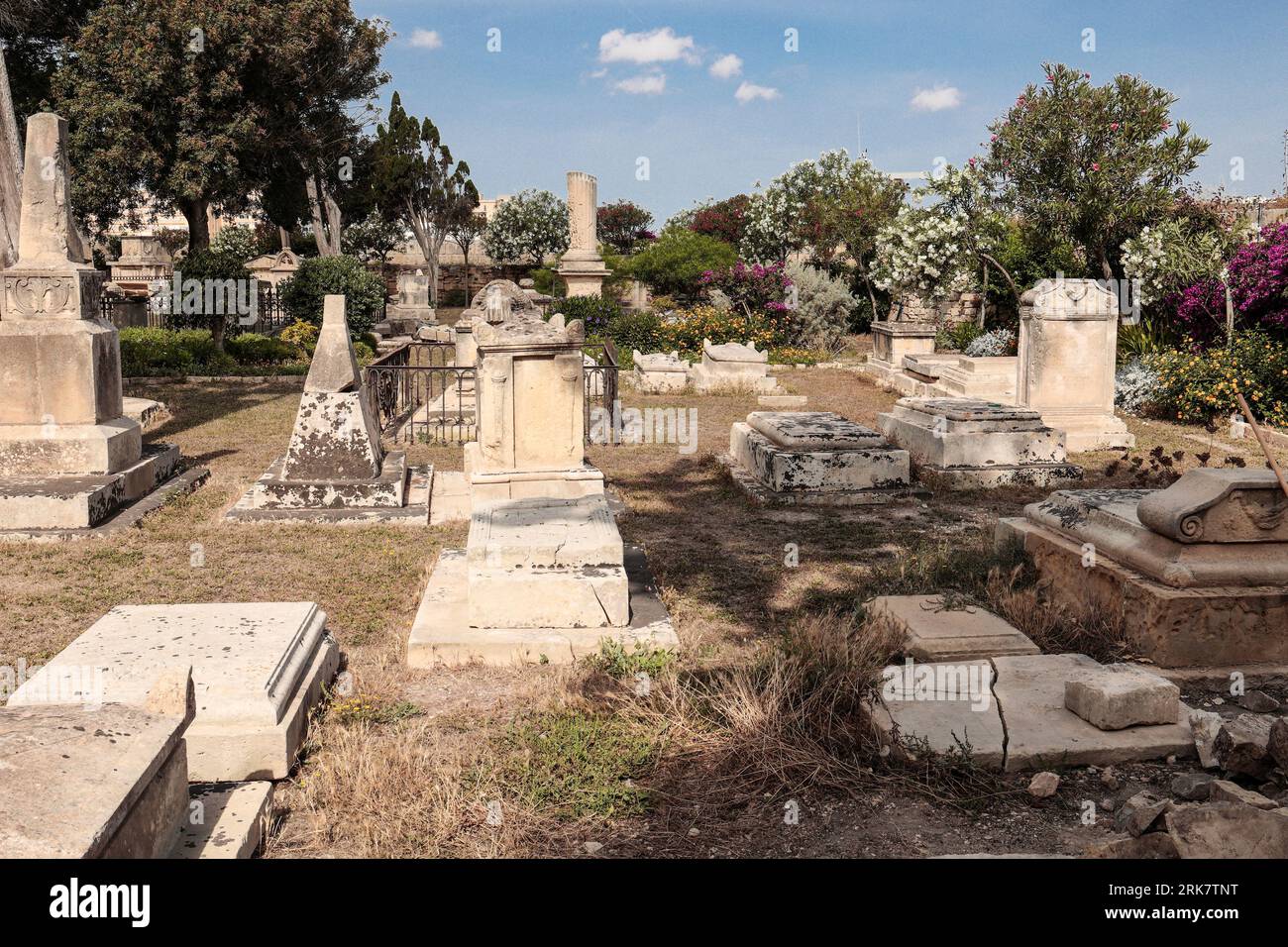 One of very few Neo-classic British cemeteries outside Britain ...