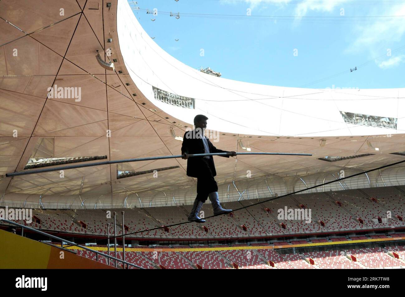 World record stunt hi-res stock photography and images - Alamy