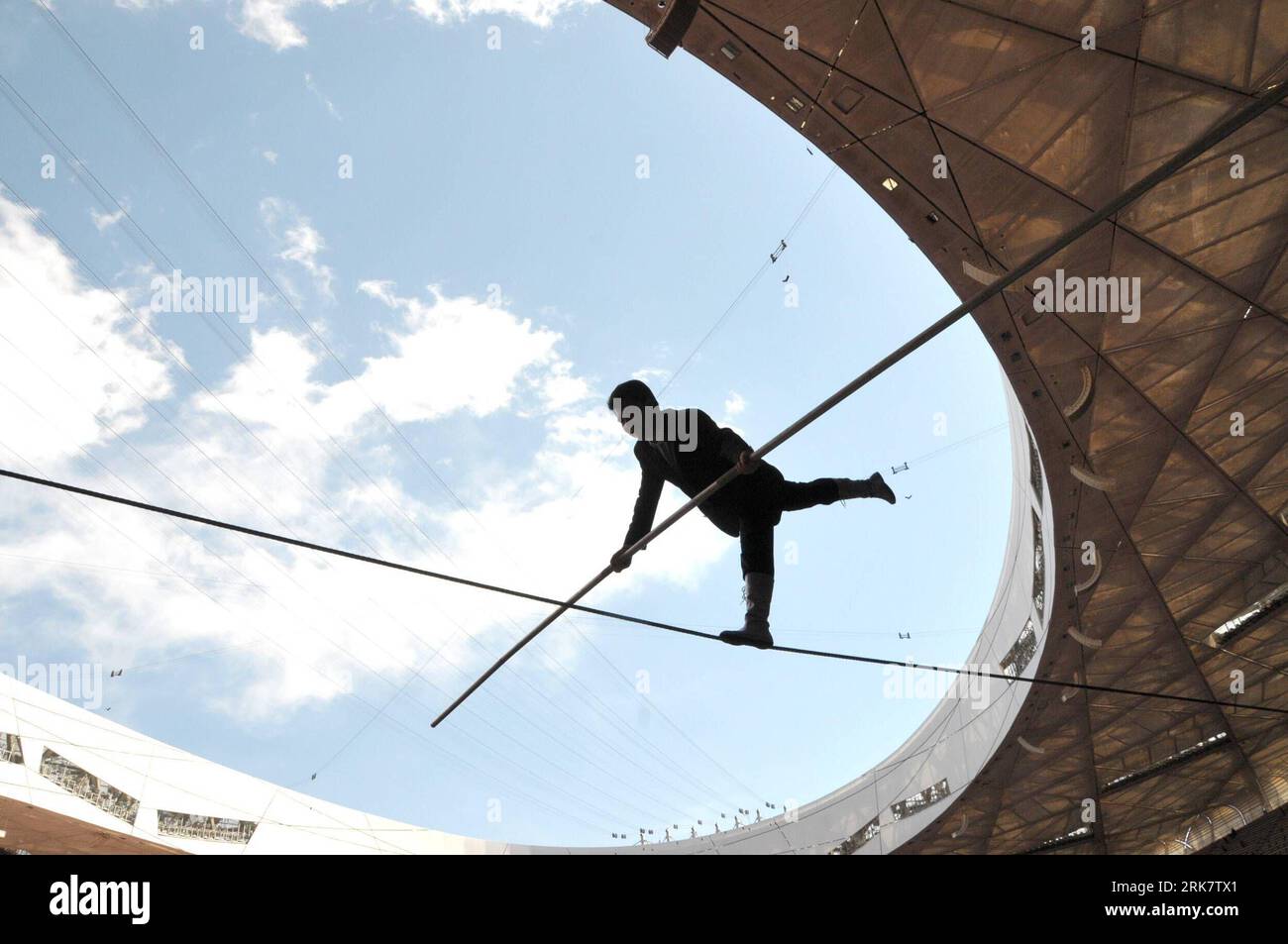 World record stunt hi-res stock photography and images - Alamy