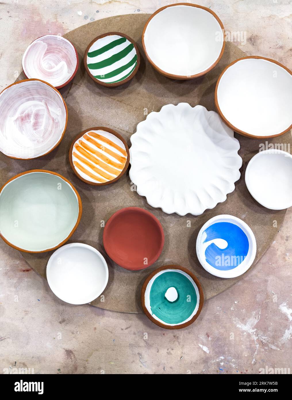 Bisqueware hi-res stock photography and images - Alamy