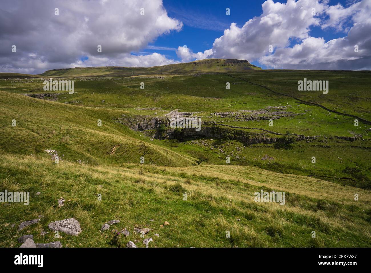 Yorkshire three peaks all three hi-res stock photography and images - Alamy