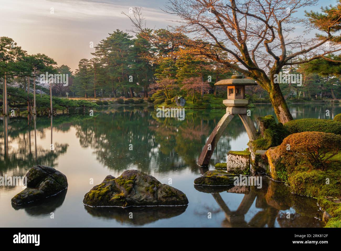First light on Kasumi Pond in Kenrokuen Garden in Kanazawa, Japan, in ...
