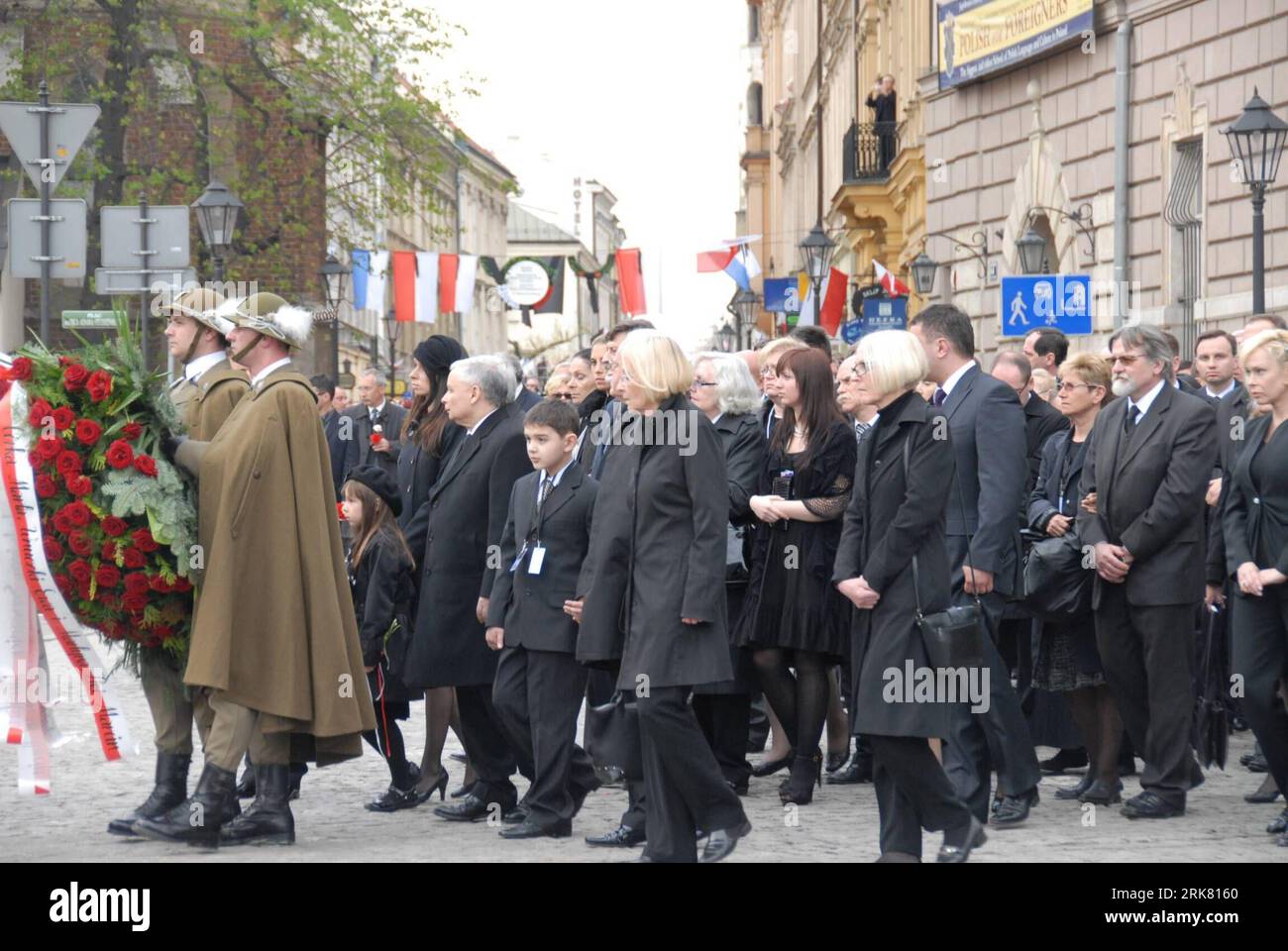 Krakow poland castle 2010 hi-res stock photography and images - Alamy