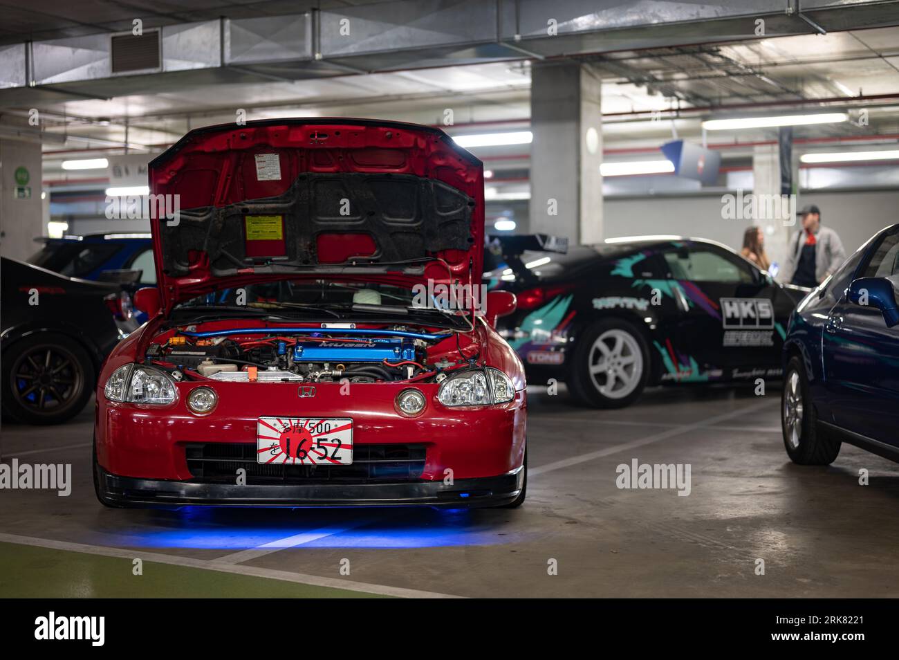 Detail of the modified Mugen engine of the red Honda CR-X Del Sol ...