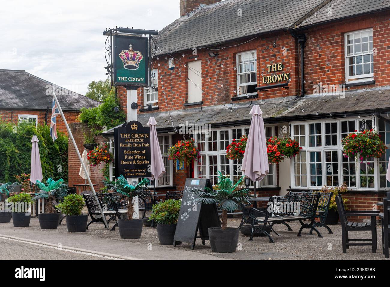 The Crown pub in the Berkshire village of Swallowfield, England, UK ...