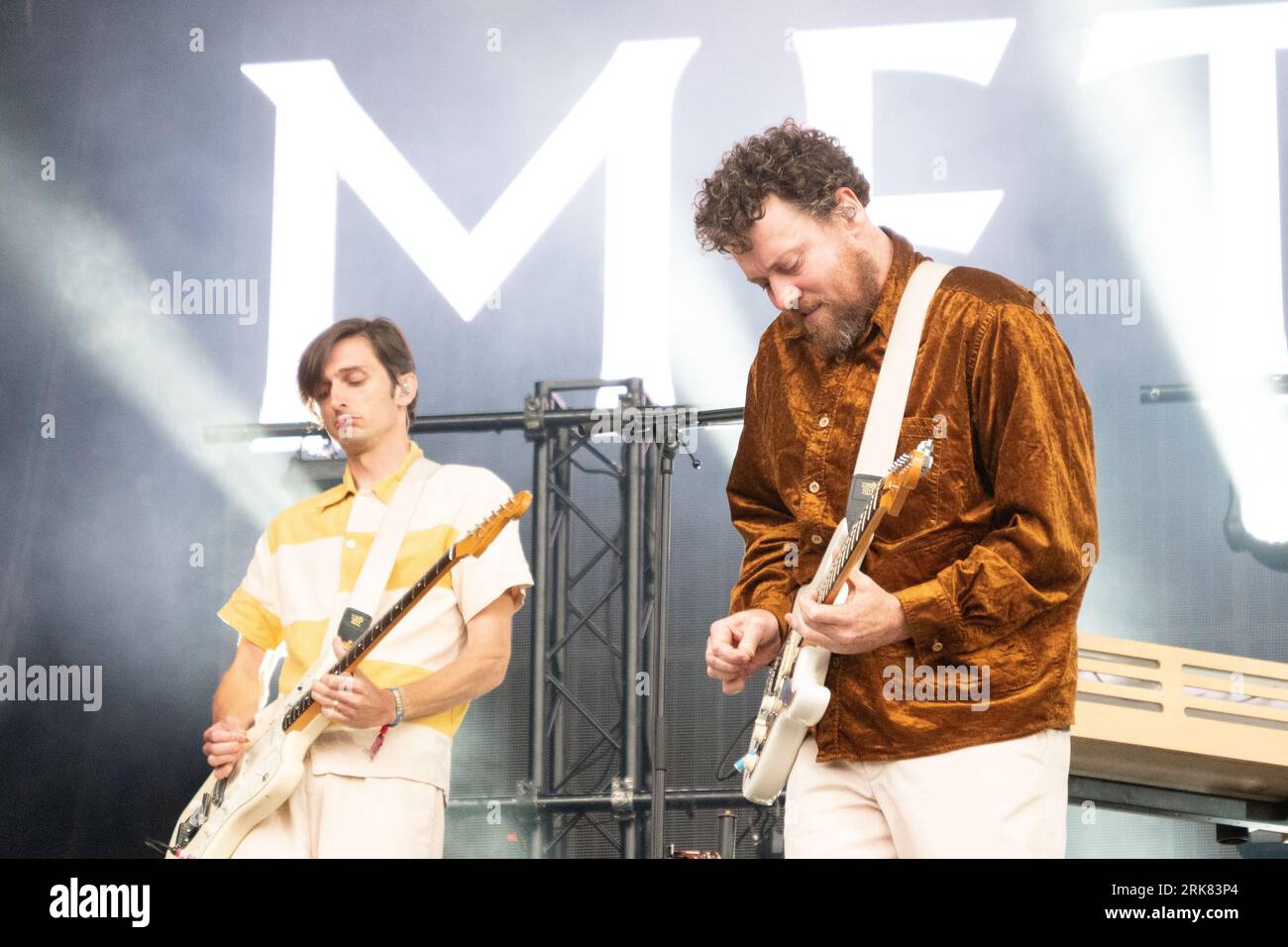 The popular Joseph Mount and Michael Lovett performing with Metronomy ...