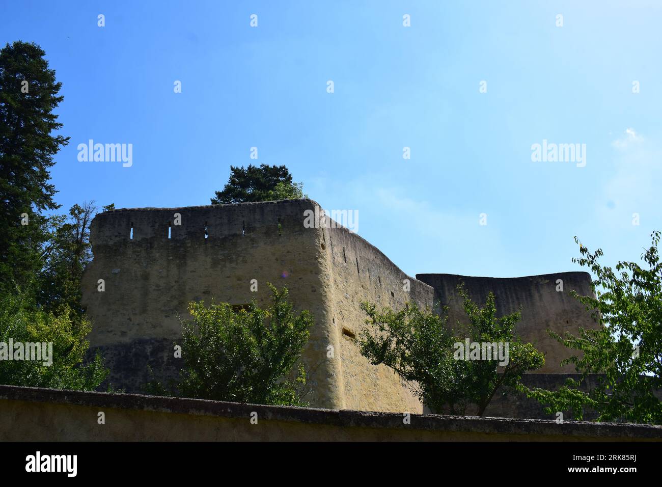 Chateau de Rodemack Stock Photo - Alamy