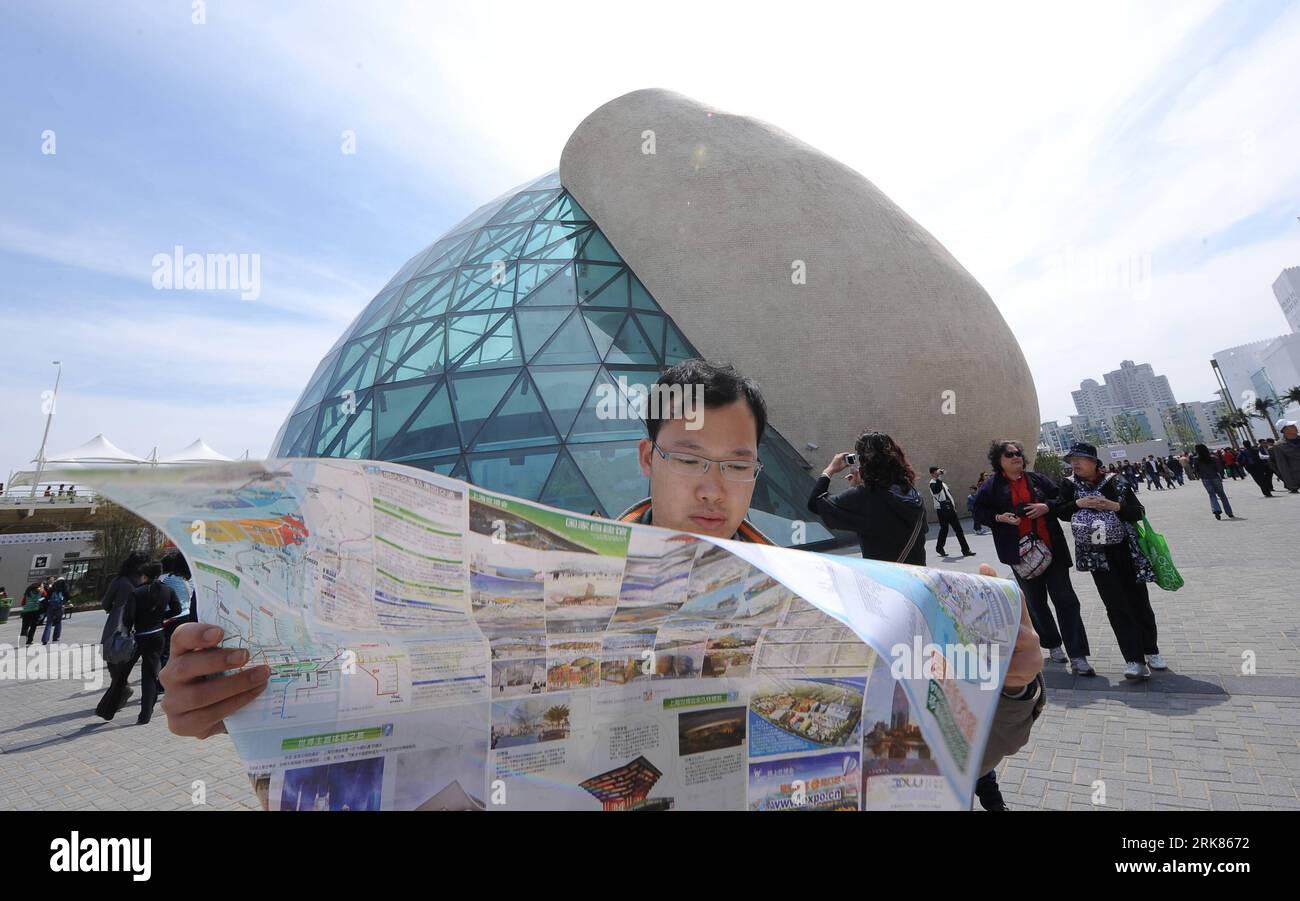 2010 china map hi-res stock photography and images - Alamy