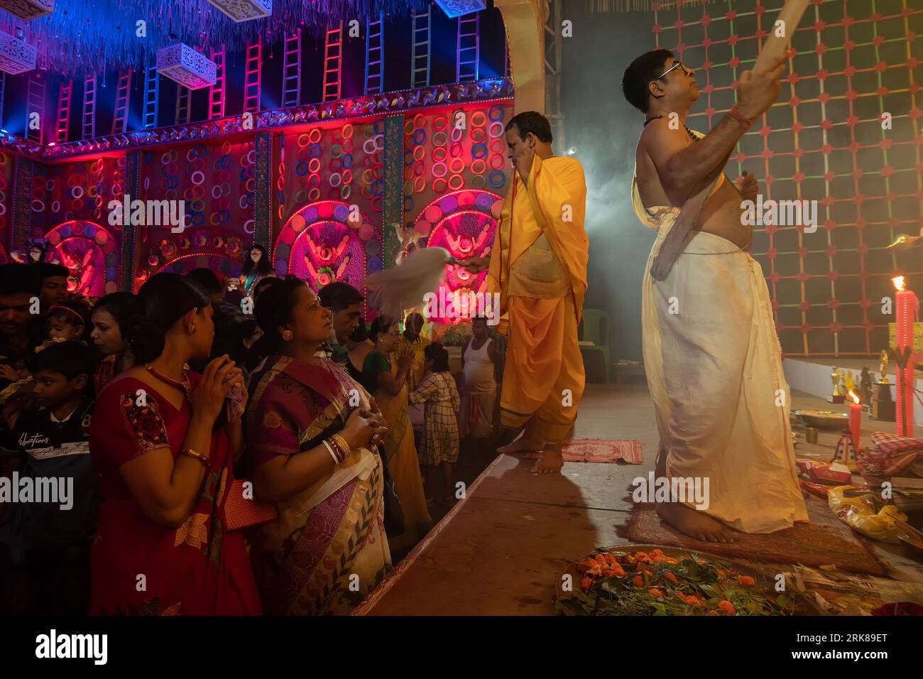 Howrah, West Bengal, India - 3rd October, 2022 : Hindu Bengali sari ...