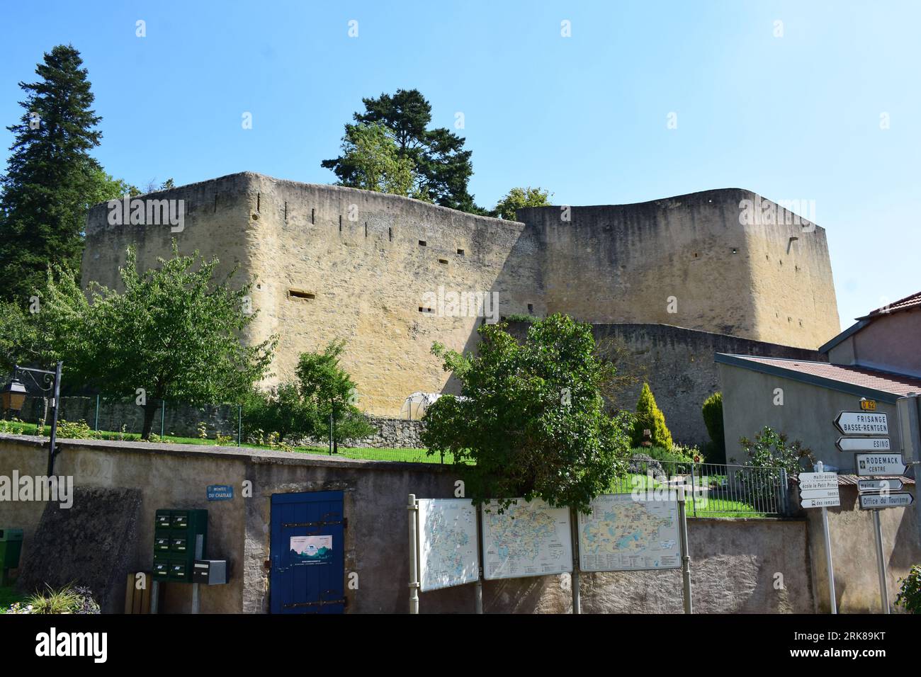 Chateau fort castle rodemack rodemachern hi-res stock photography and ...