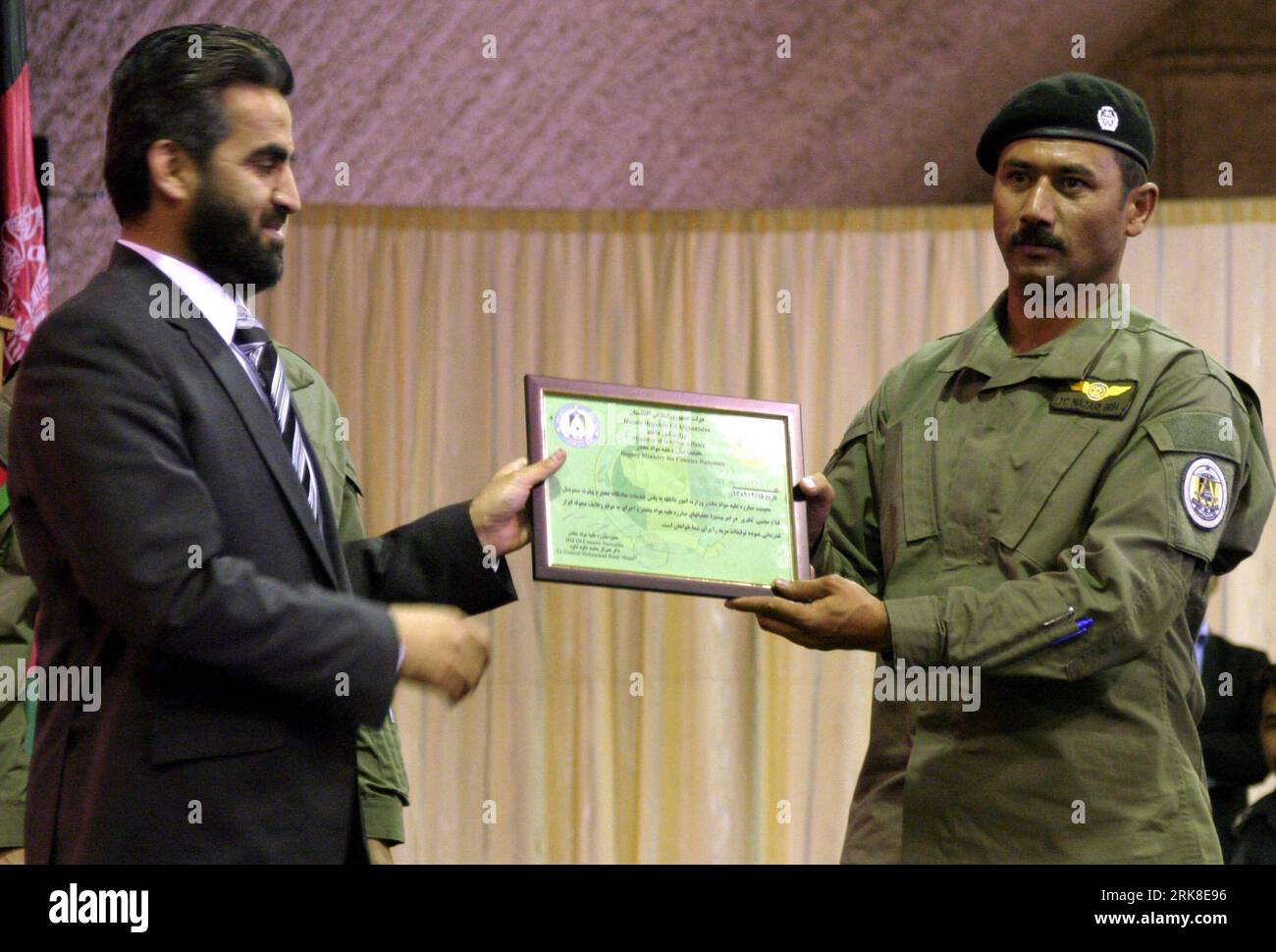 Unit certificate hi-res stock photography and images - Alamy