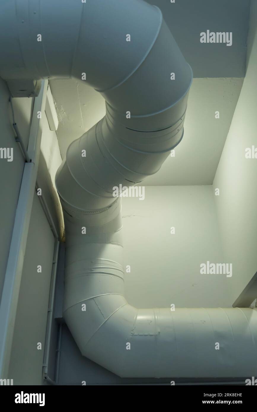 Huge pipe hi-res stock photography and images - Alamy