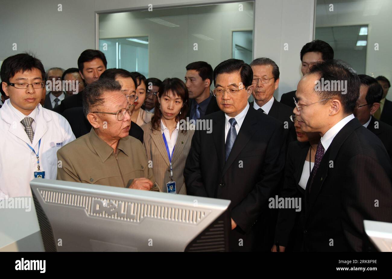 Hu jintao kim jong il hi-res stock photography and images - Alamy