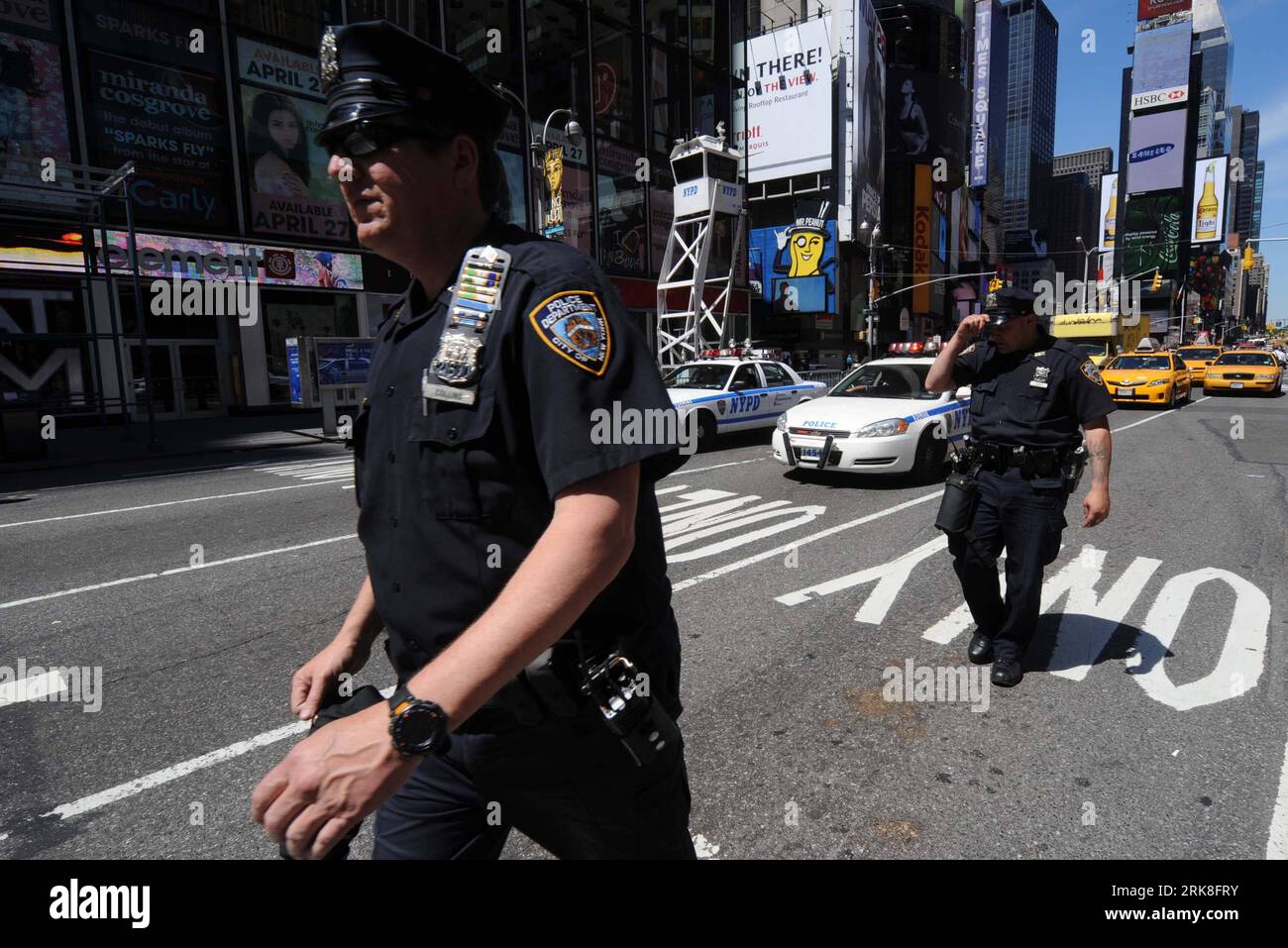 Times square bomb 2010 hi-res stock photography and images - Alamy