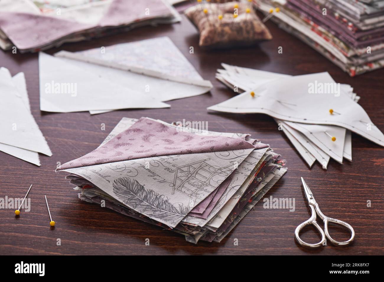 Foundation quilting hi-res stock photography and images - Alamy