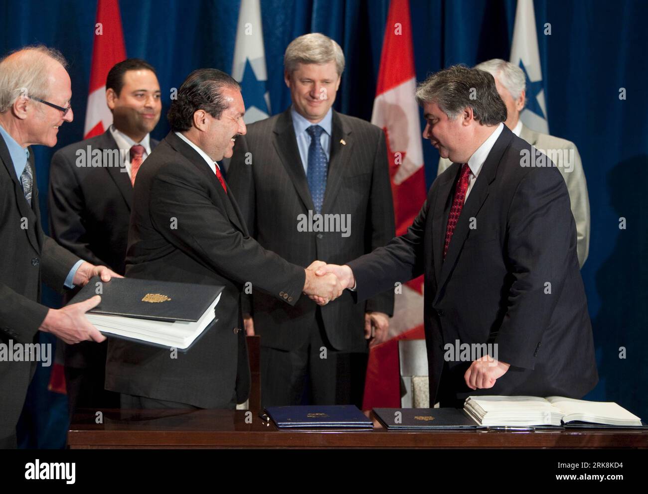 Canada panama hi-res stock photography and images - Alamy