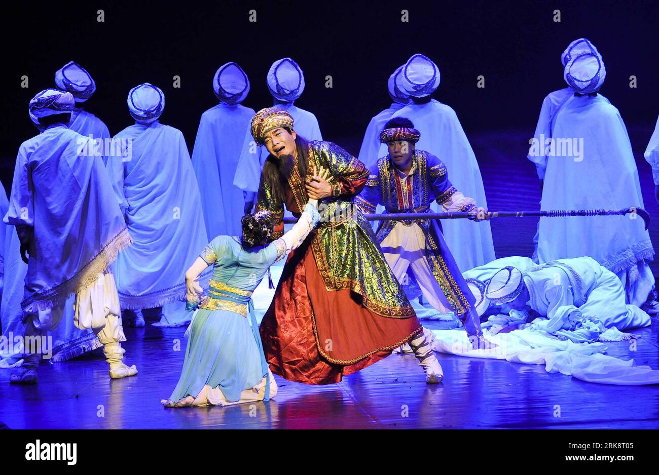 Arab merchants silk road hi-res stock photography and images - Alamy