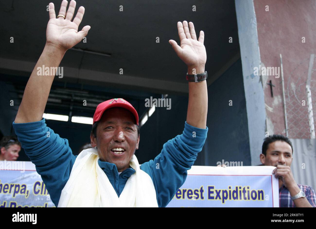 Apa sherpa everest hi-res stock photography and images - Alamy