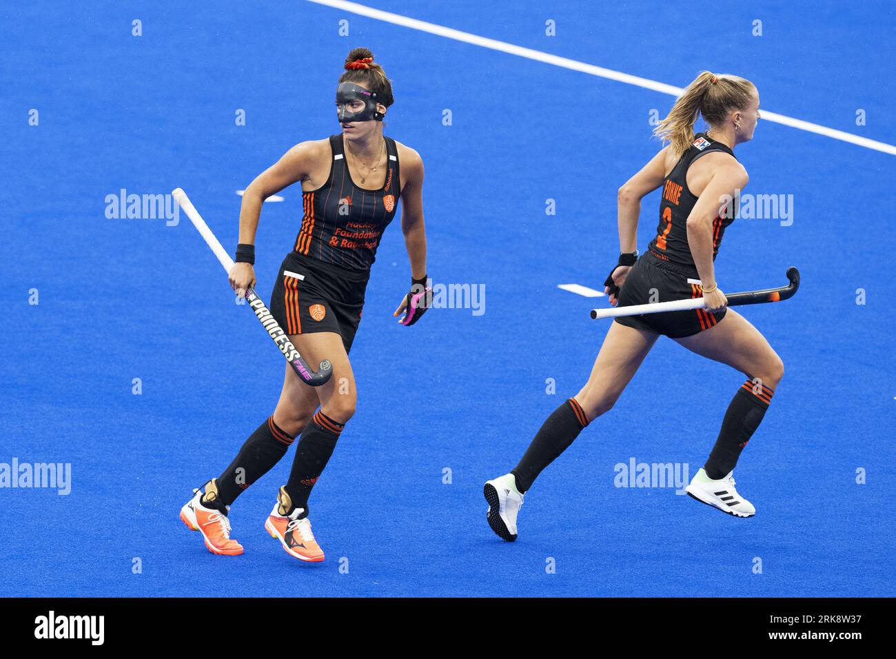 MONCHENGLADBACH - Frederique Matla, Luna Fokke of the Netherlands ...