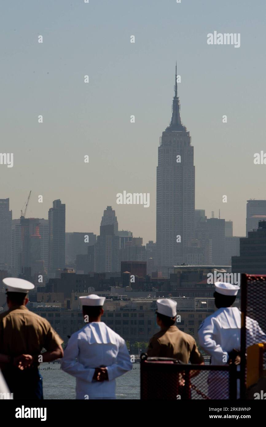 6 flotte marine hi-res stock photography and images - Alamy
