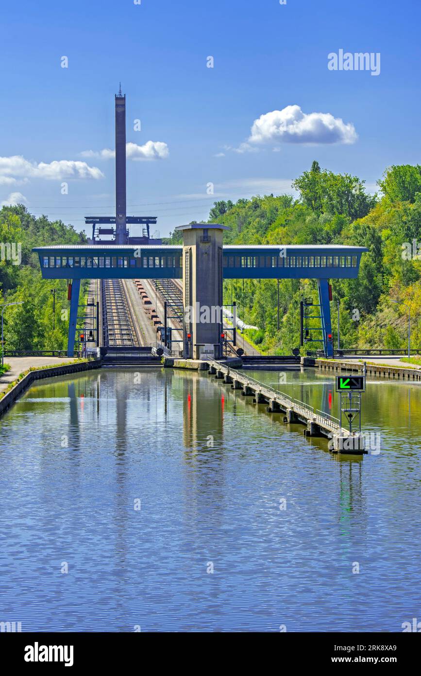 Ronquières Inclined Plane, boat lift / ship lift / lift lock on the ...