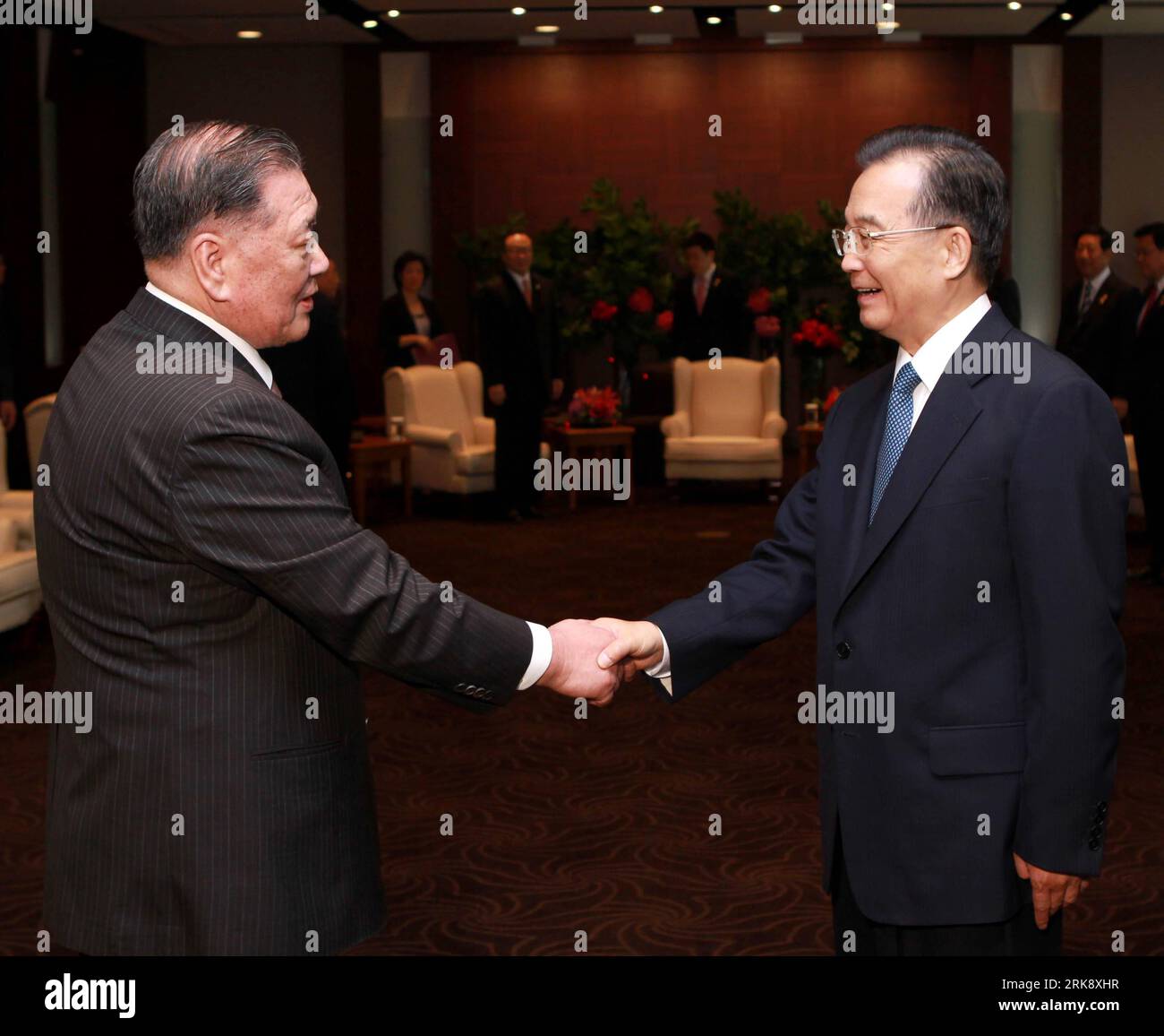 Xsp circle hi-res stock photography and images - Alamy