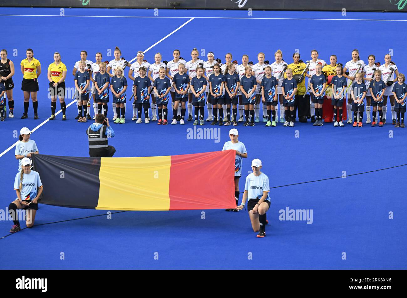 Semi gras hi-res stock photography and images - Alamy