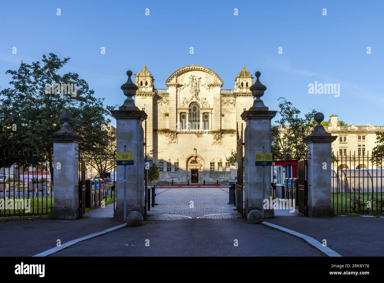 University south wales cardiff uk hi-res stock photography and images ...