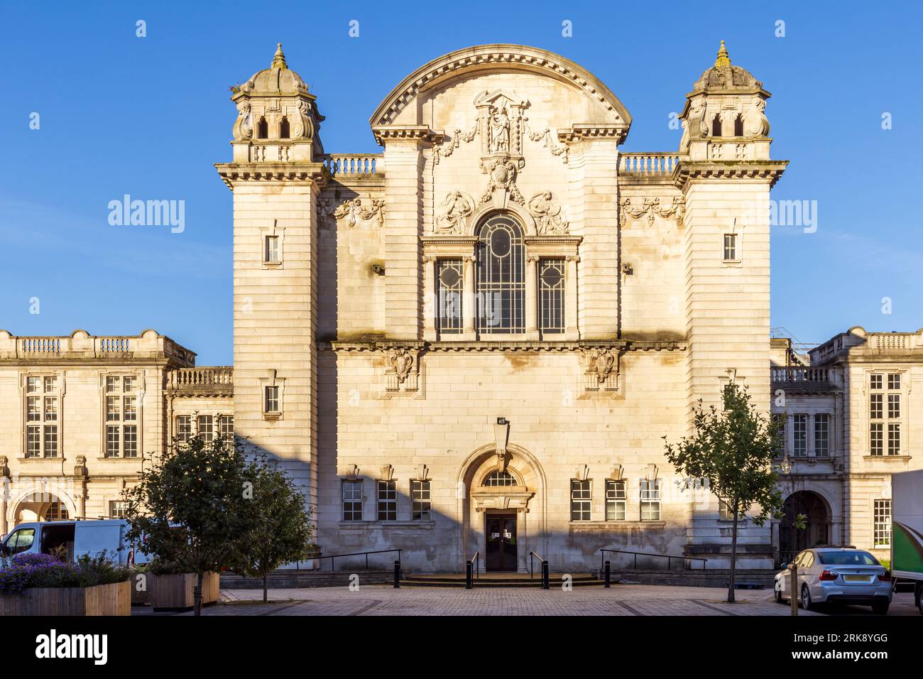 Cardiff university building hi-res stock photography and images - Alamy