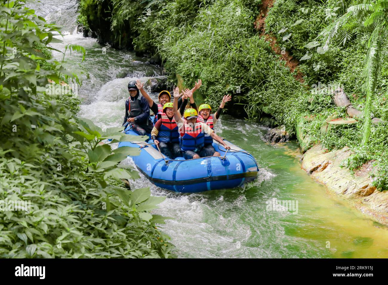 Pangalengan, Bandung-Indonesia December 2022 : A group of men and women ...