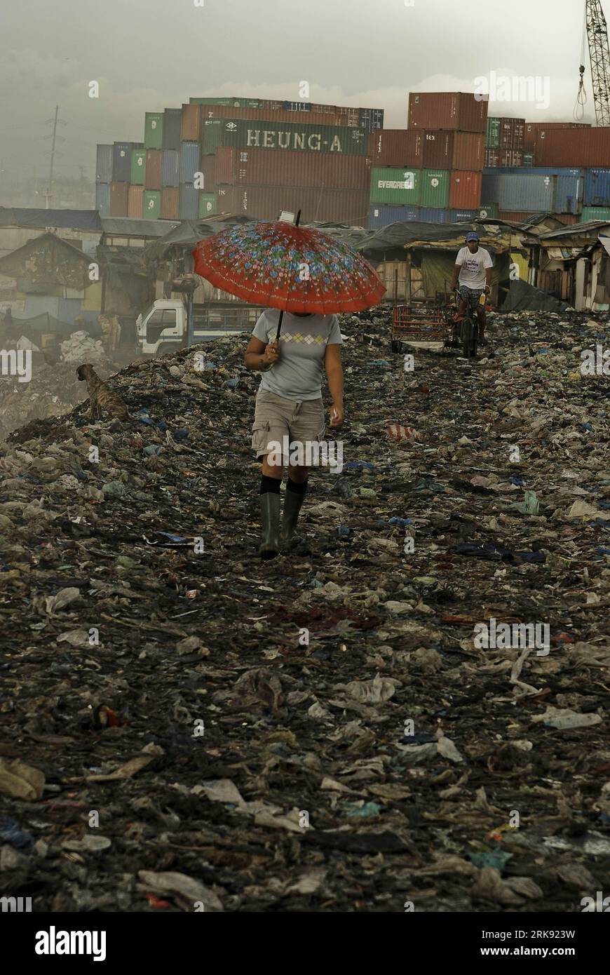 Dump manila hi-res stock photography and images - Alamy