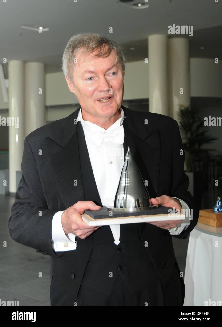 Dye sensitized solar cells hi-res stock photography and images - Alamy