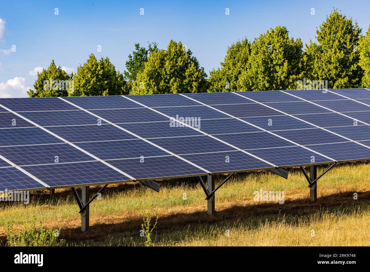 Open panels hi-res stock photography and images - Alamy