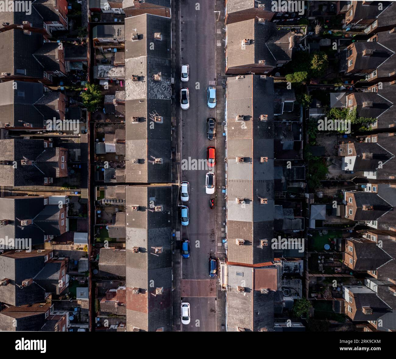 Back to back housing houses hi-res stock photography and images - Alamy