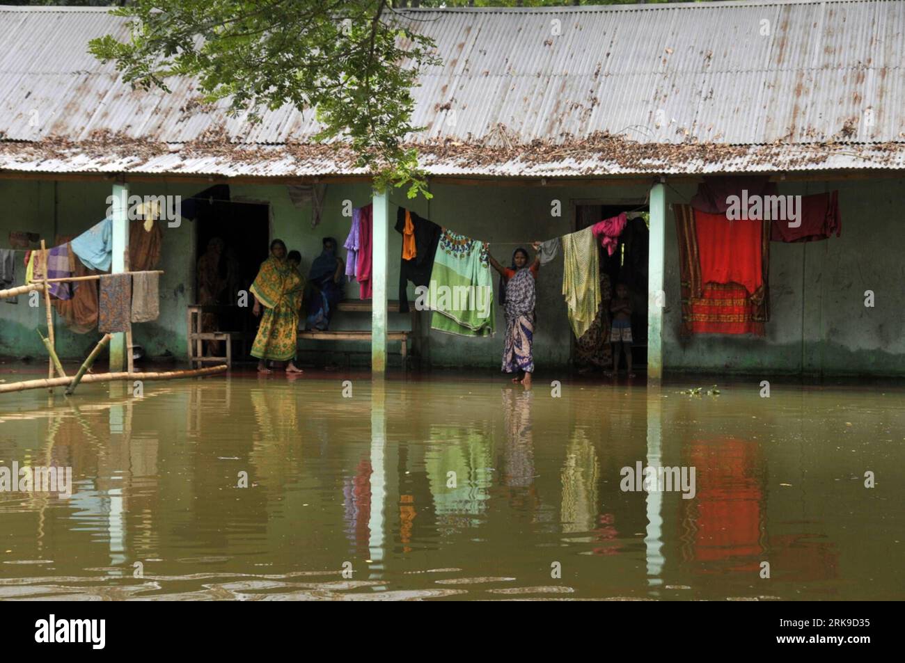 Bangladesh hochwasser hi-res stock photography and images - Alamy