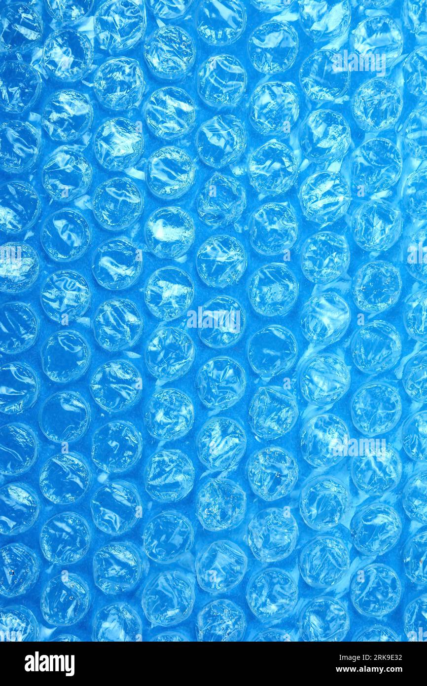Blue plastic bubble wrap texture hi-res stock photography and images ...