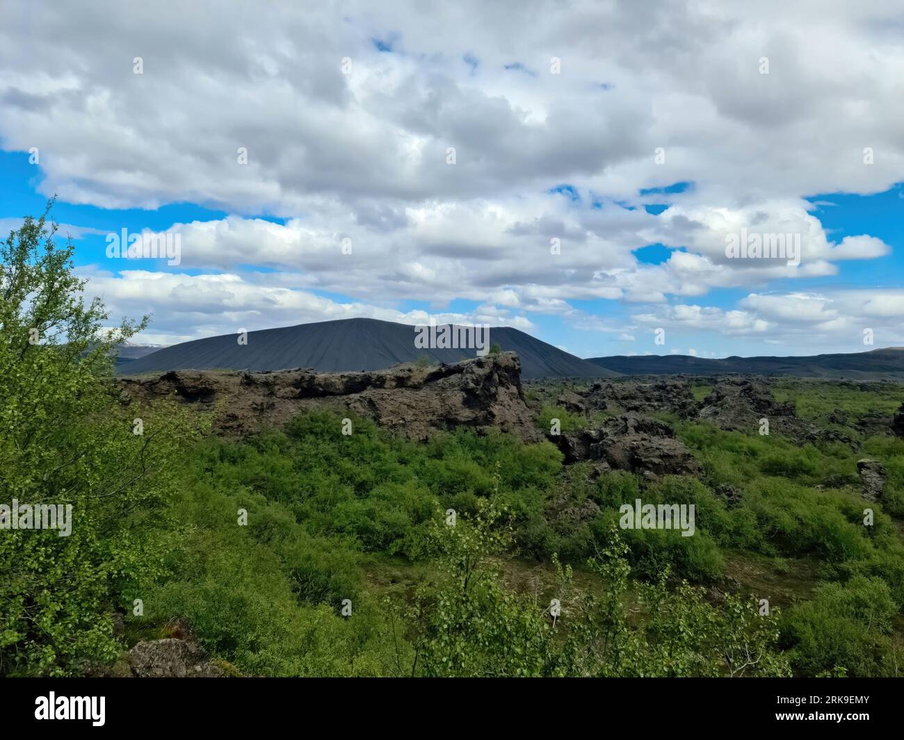 Tundra volcano eruption hi-res stock photography and images - Alamy