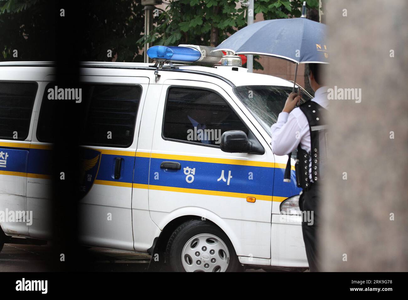Police car seoul south korea hi-res stock photography and images - Alamy
